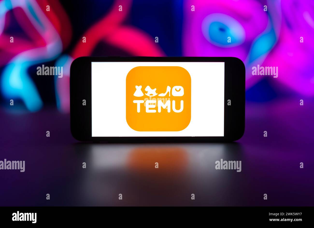 Temu logo hi-res stock photography and images - Alamy