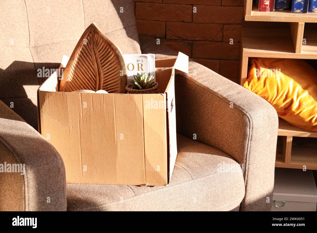 Unwanted item hi-res stock photography and images - Alamy