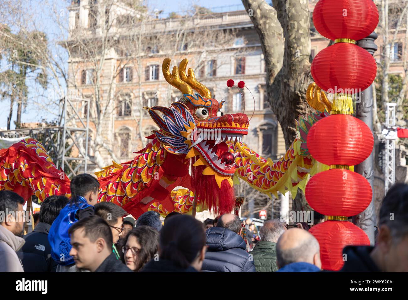 Rome, Italy. 18th Feb, 2024. Parade of dragons and lion dances in ...