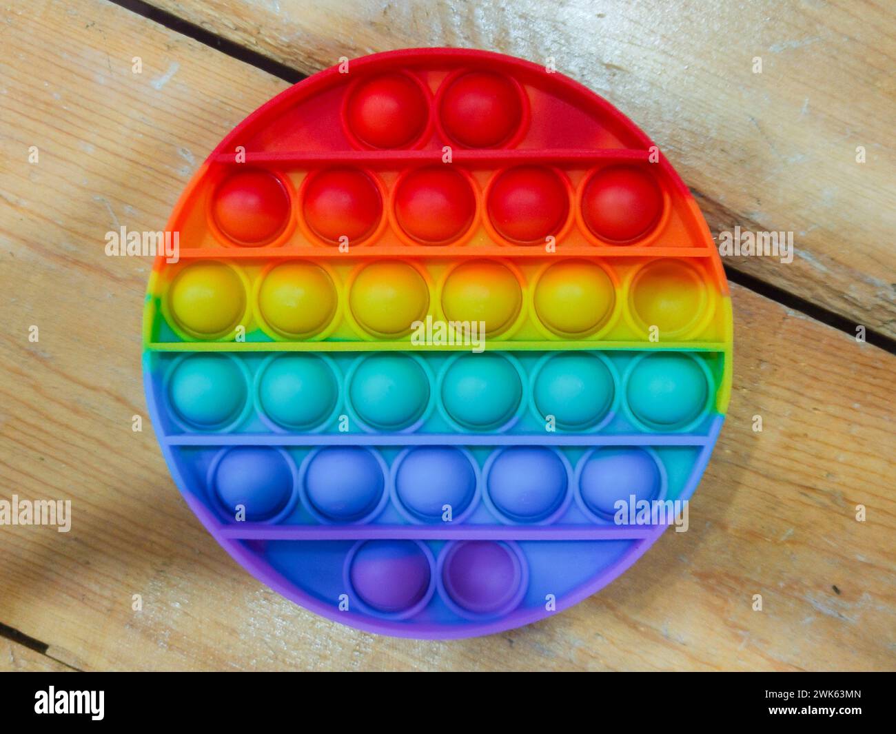 Pop simple dimple silicone hi-res stock photography and images - Alamy