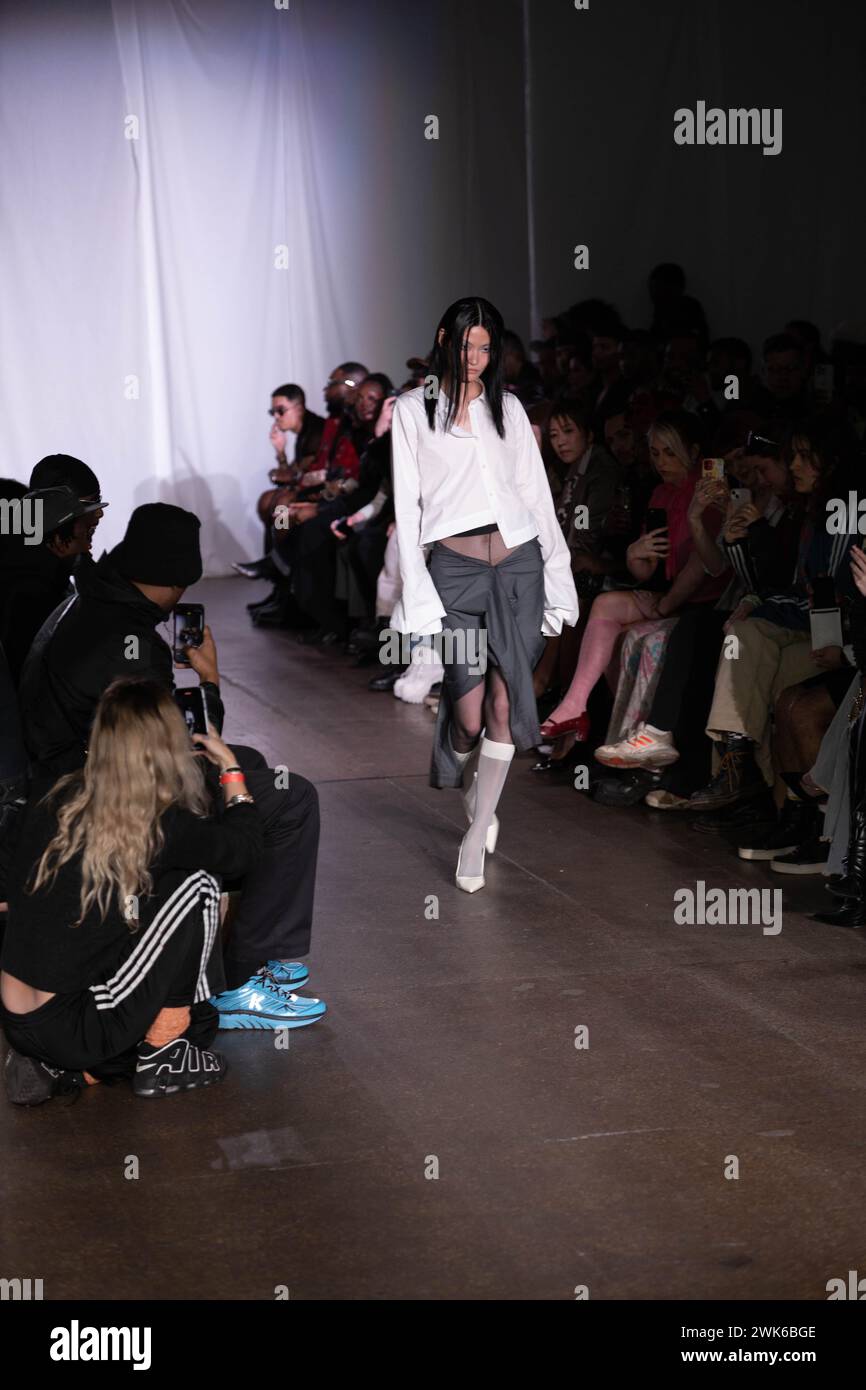 Khaleb Brooks giving inspirational winning speech Stock Photo - Alamy