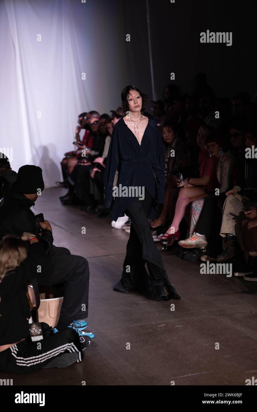 Khaleb Brooks giving inspirational winning speech Stock Photo - Alamy