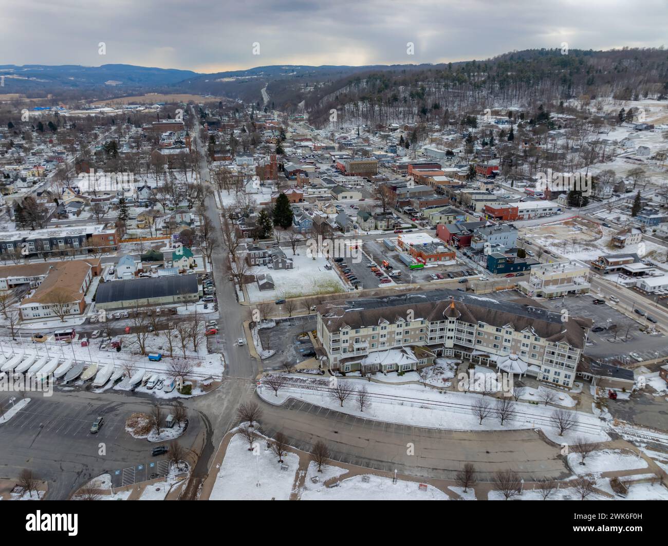 Aerial race end hi-res stock photography and images - Alamy