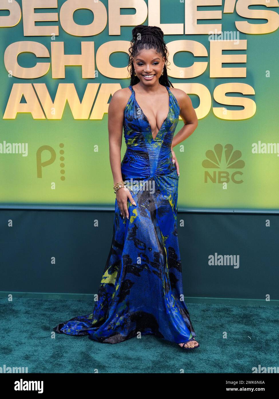 Los Angeles, USA. 18th Feb, 2024. Halle Bailey walking on the red ...