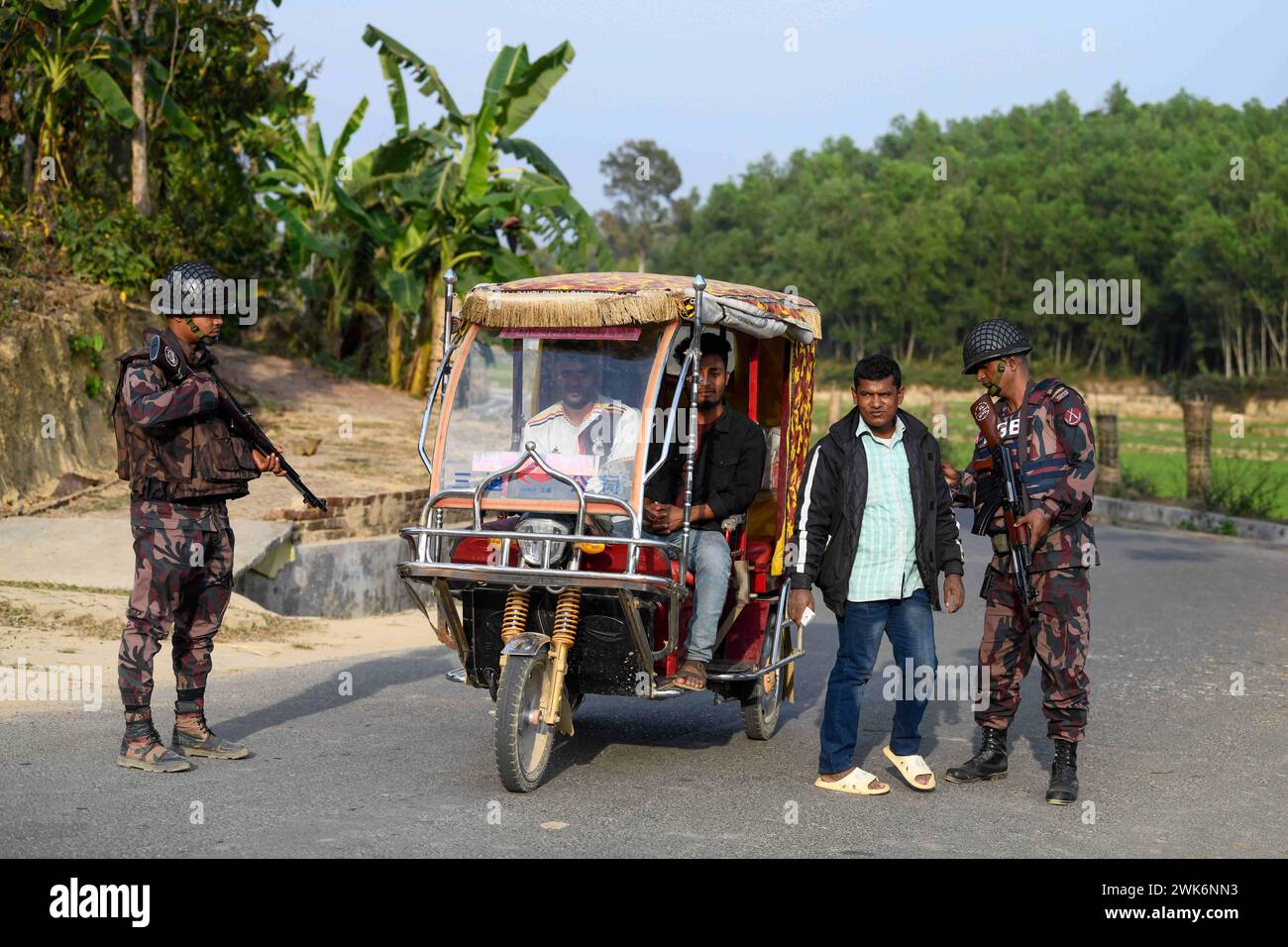 Bangladesh myanmar border hi-res stock photography and images - Alamy