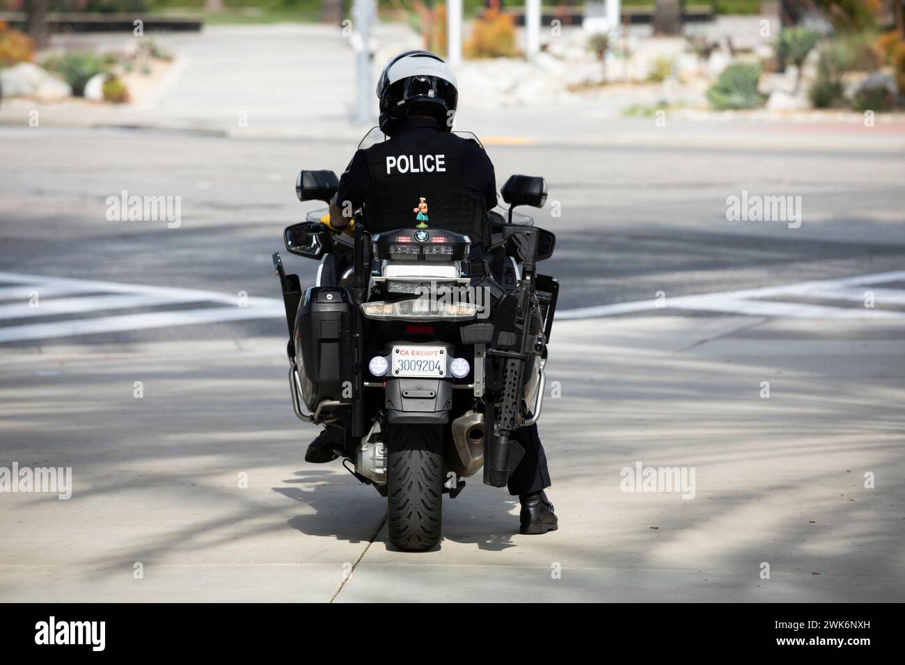 Motorcycle cop hi-res stock photography and images - Alamy