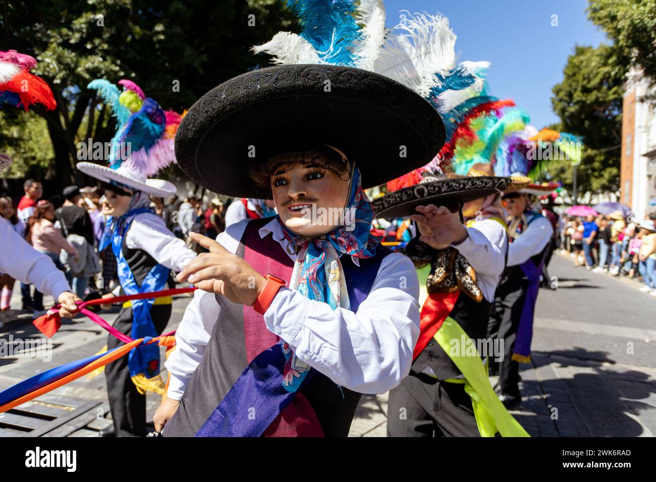 Mexican carnival, Mexican dancers recognized as "huehues" with bright ...