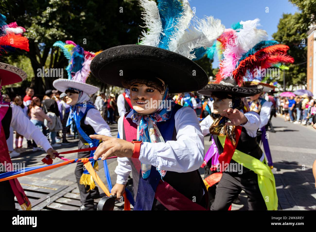 Mexican carnival, Mexican dancers recognized as "huehues" with bright ...