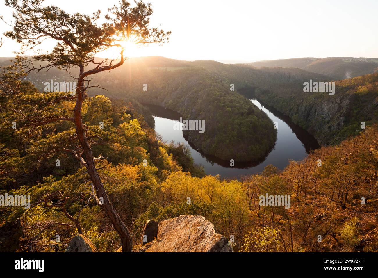 Maj viewpoint hi-res stock photography and images - Alamy
