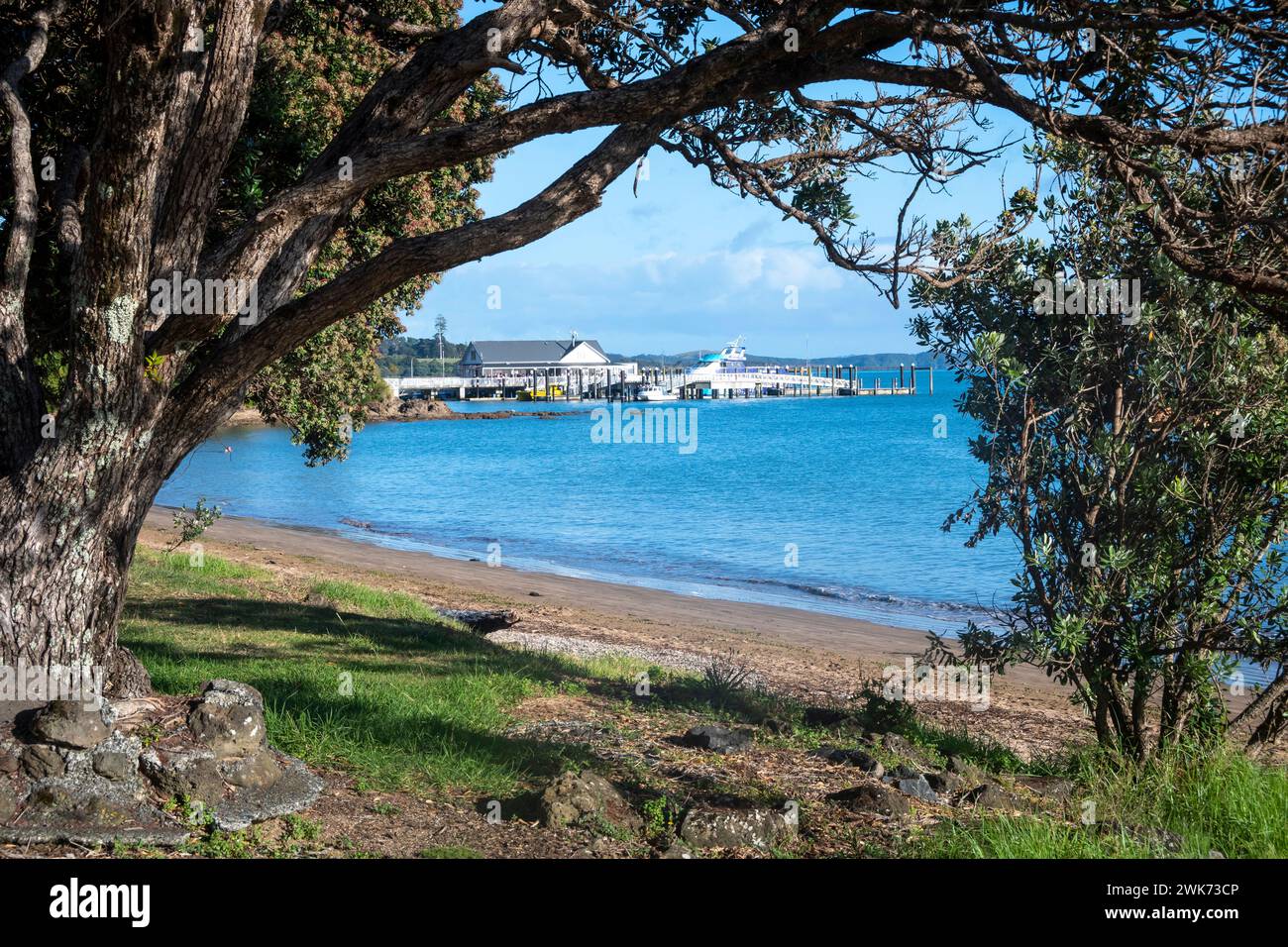Paihia wharf paihia bay islands hi-res stock photography and images - Alamy