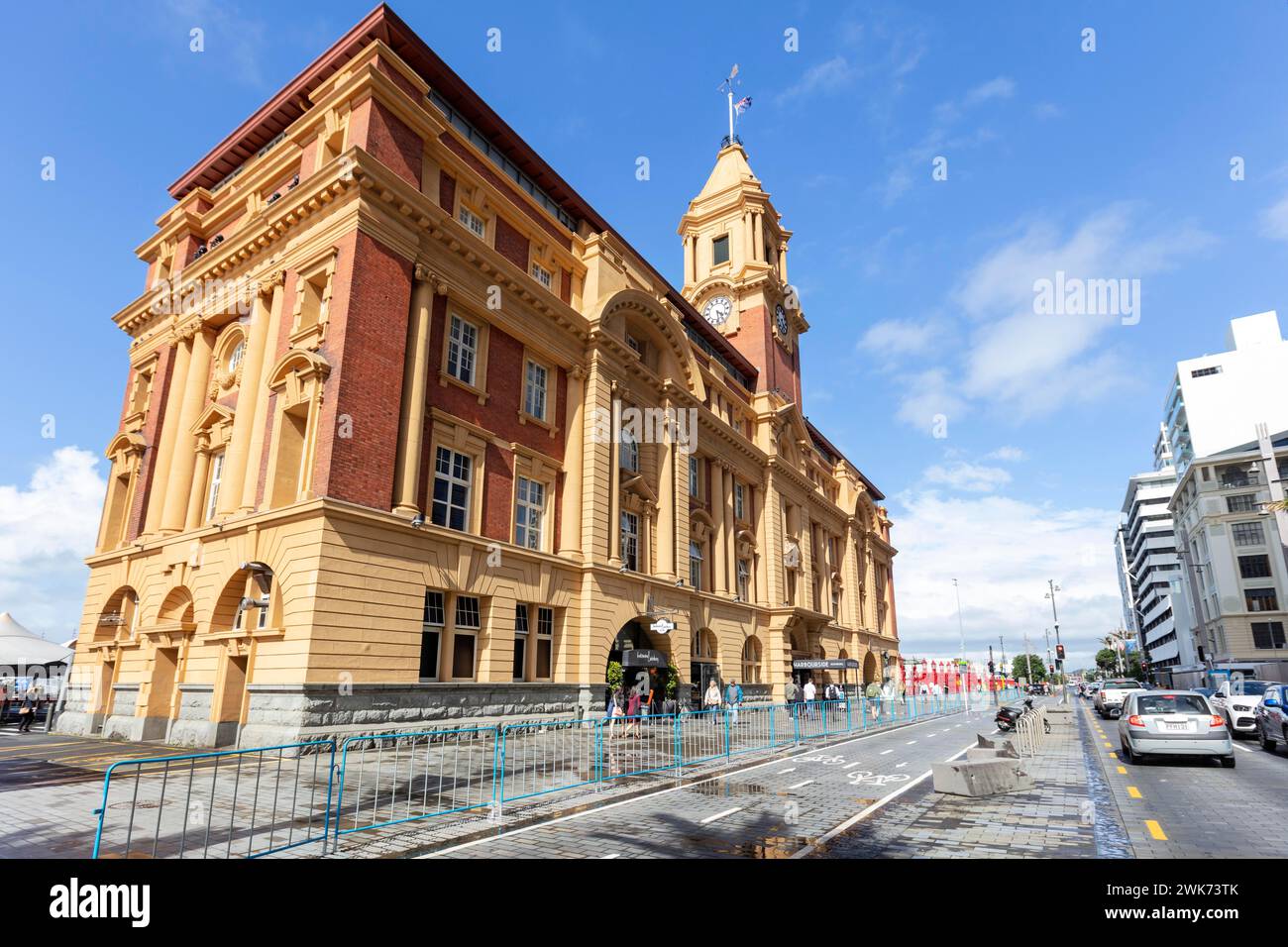 Auckland downtown terminal hi-res stock photography and images - Alamy