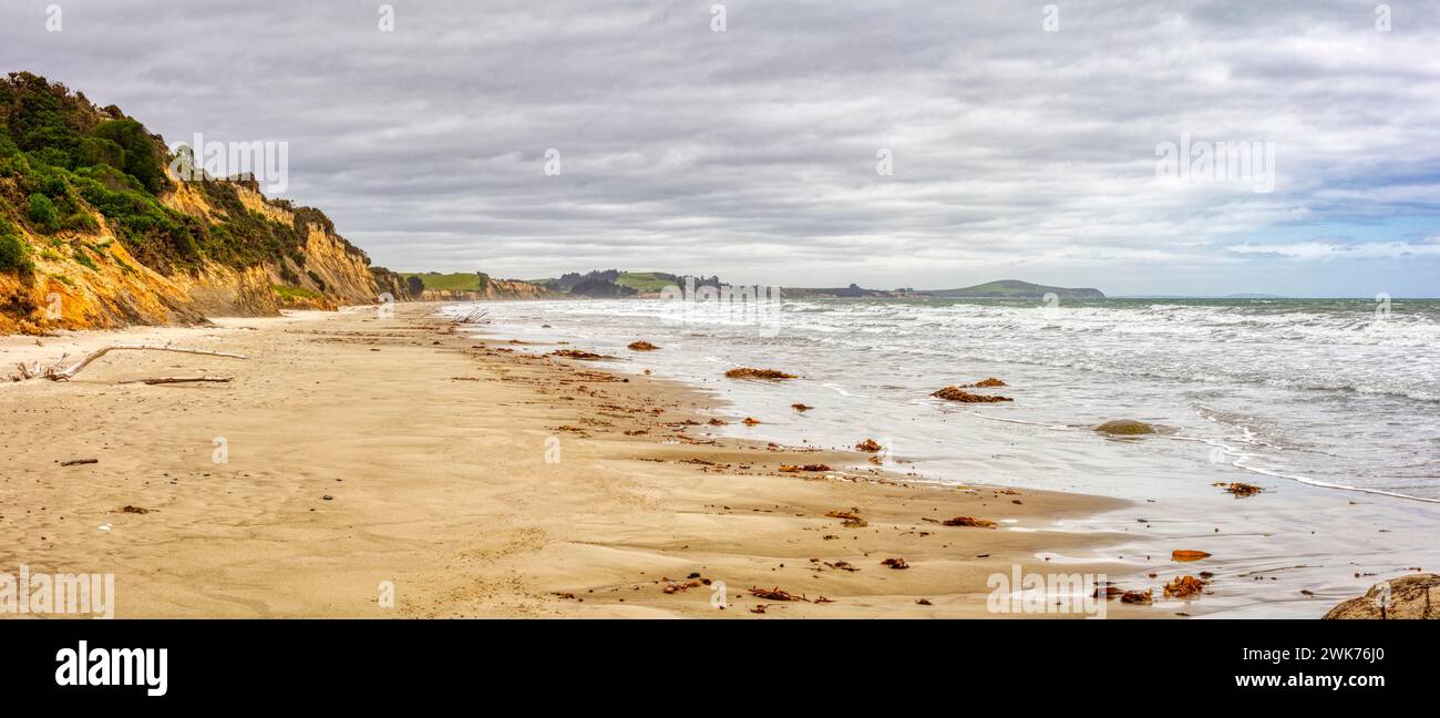 Kakanui beach hi-res stock photography and images - Alamy