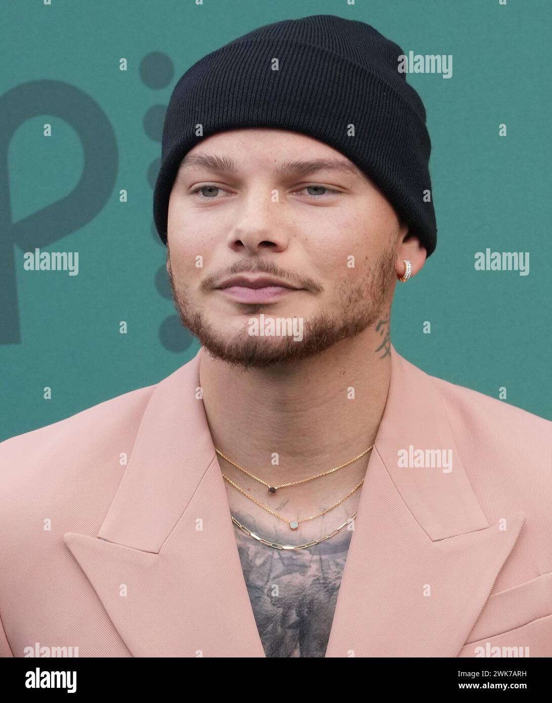Los Angeles, USA. 18th Feb, 2024. Kane Brown walking on the red carpet ...