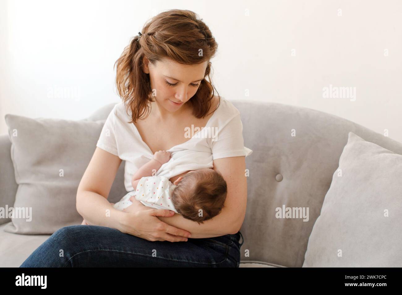 Breastfeeding comfort hi-res stock photography and images - Alamy