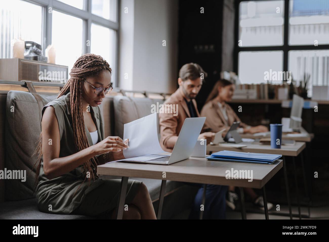 Coworking area hi-res stock photography and images - Alamy