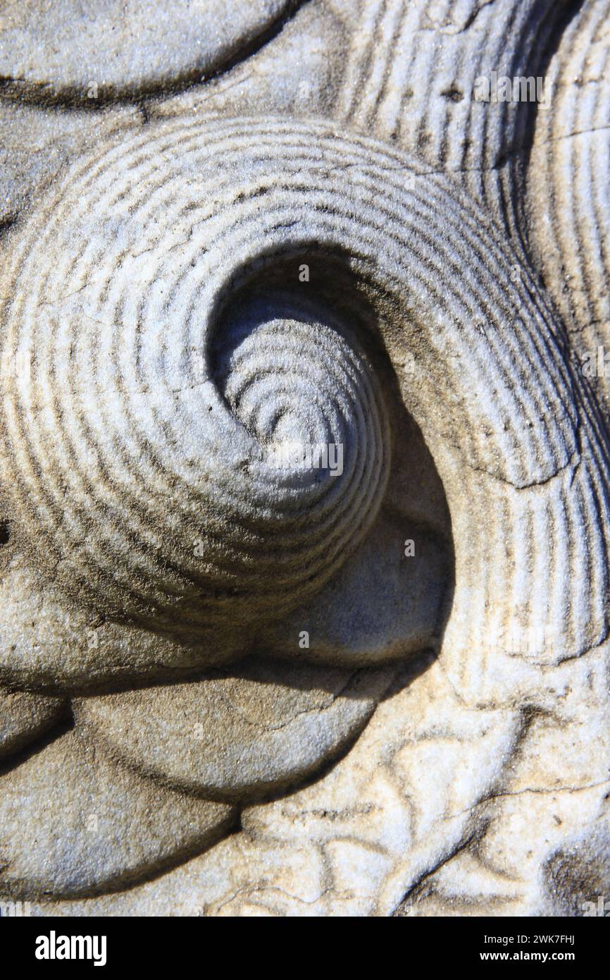 Vintage ornament on the stone. Close-up seamless texture. Stone texture ...