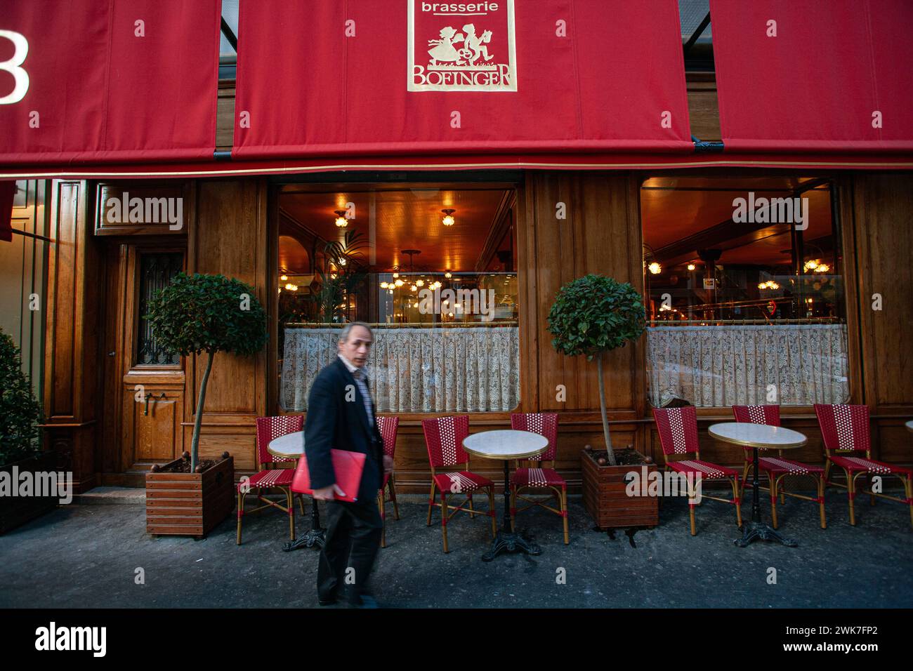 FRANCE / IIe-de-France/Paris/Exterior Brasserie Bofinger at Bastille ...