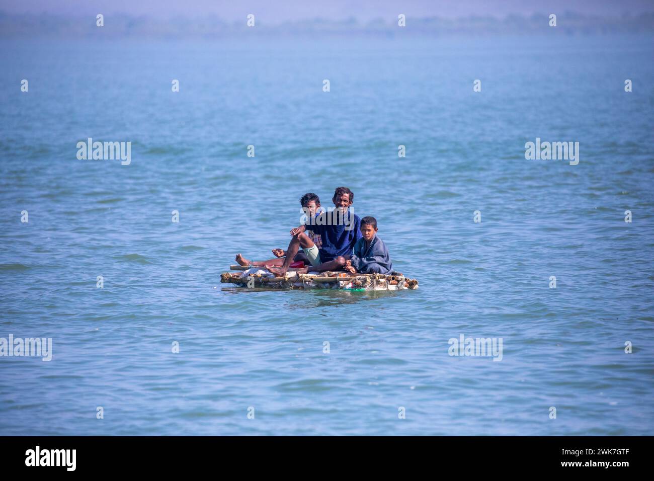 Banladesh myanmar border hi-res stock photography and images - Alamy
