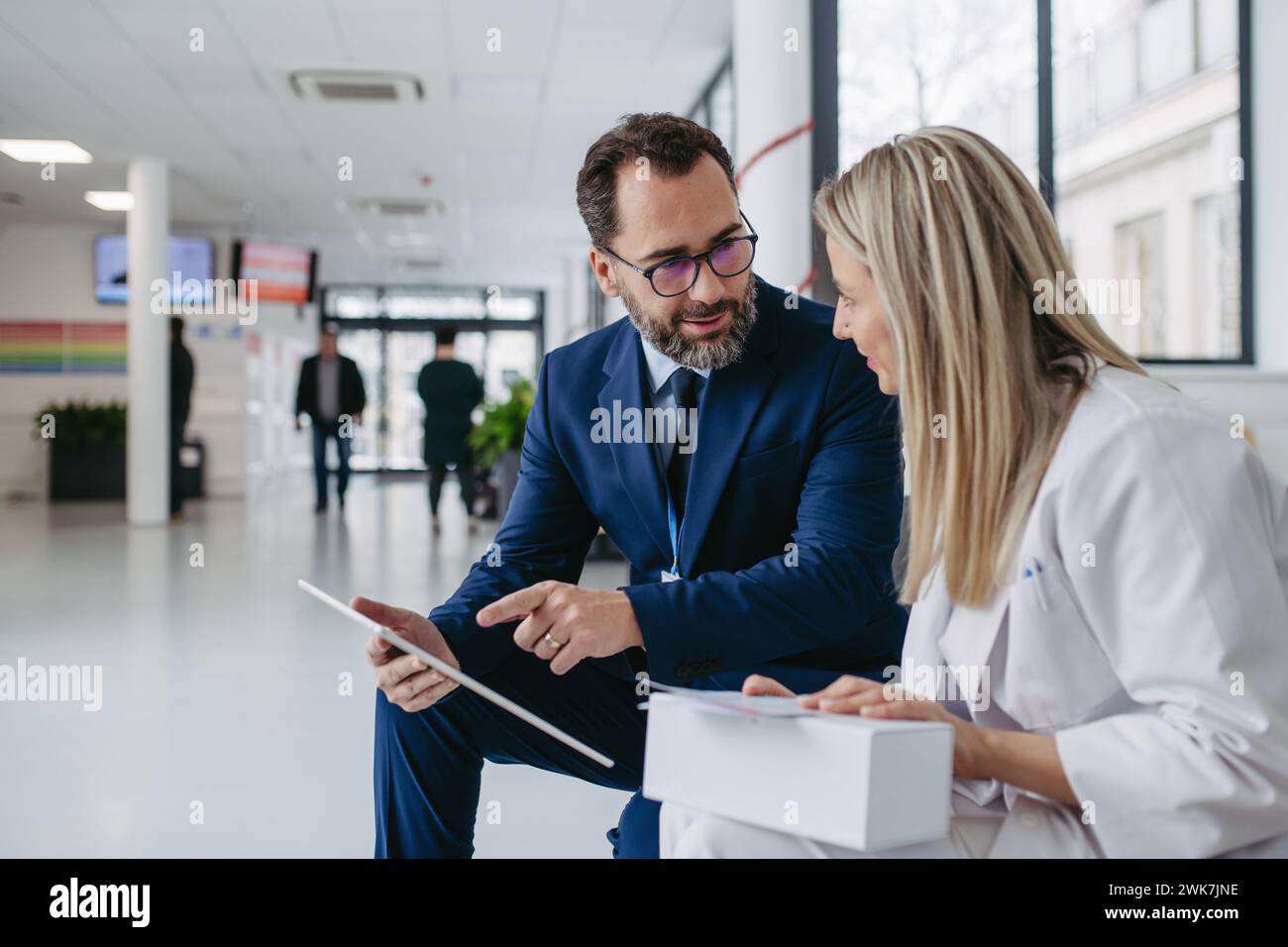 Healthcare multitasking hi-res stock photography and images - Alamy