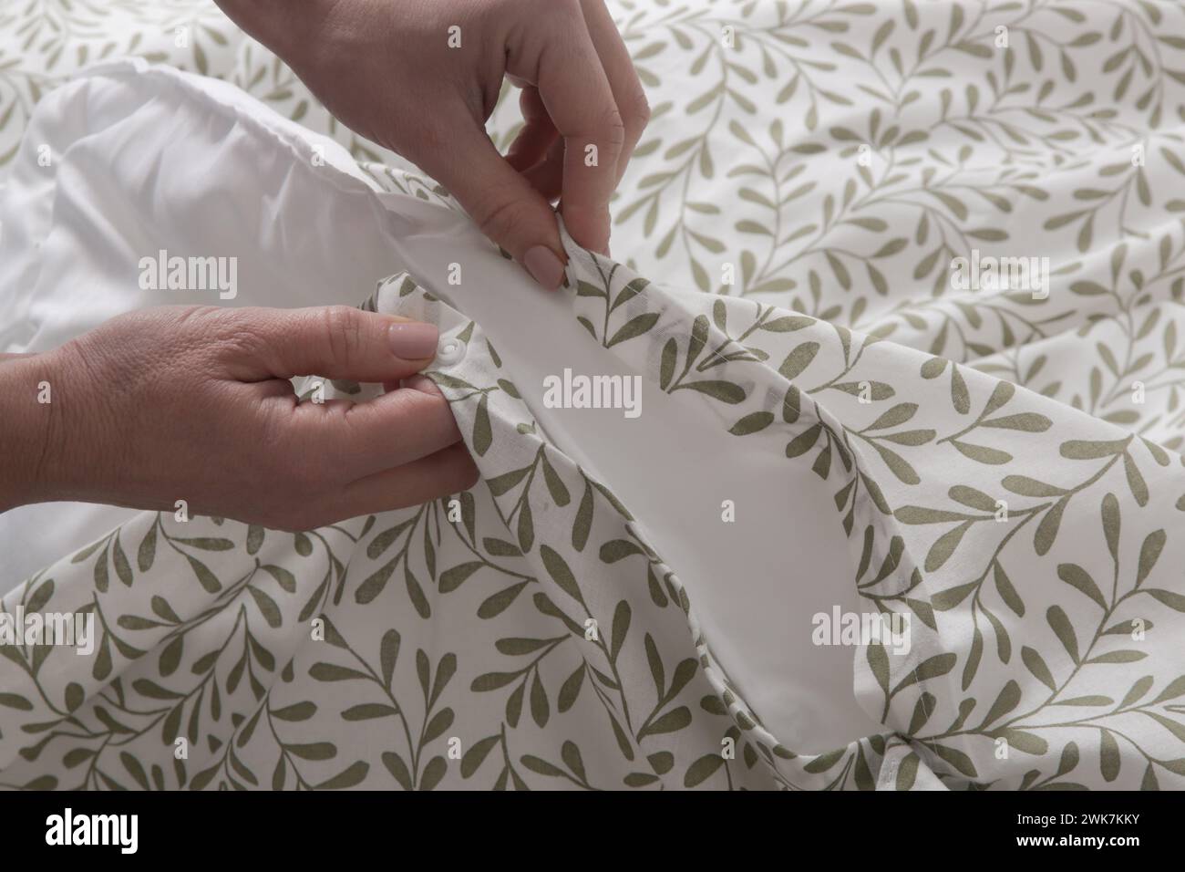 Tidy bedroom hi-res stock photography and images - Alamy