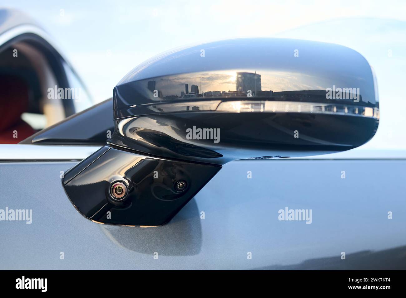 Car parking sensor blind spot hi-res stock photography and images - Alamy