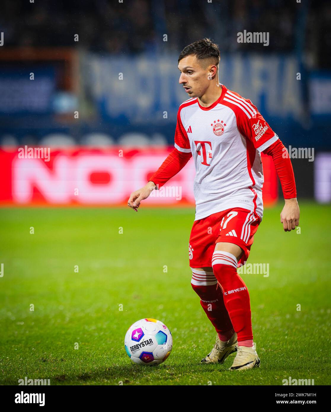 Bochum, Germany. 18th Feb 2024. Bryan Zaragoza (Muenchen) VfL Bochum ...