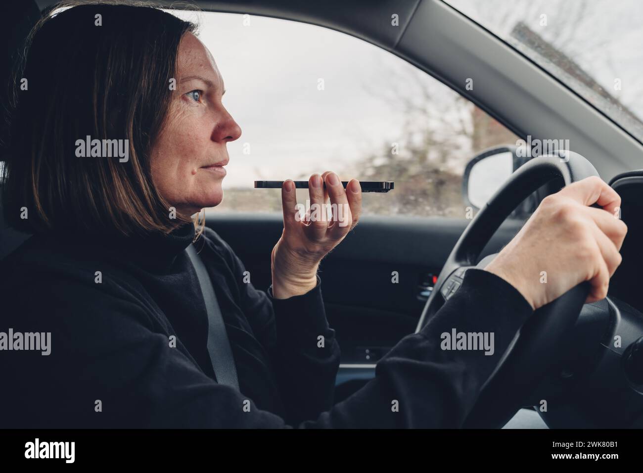 Distraction technology hi-res stock photography and images - Alamy