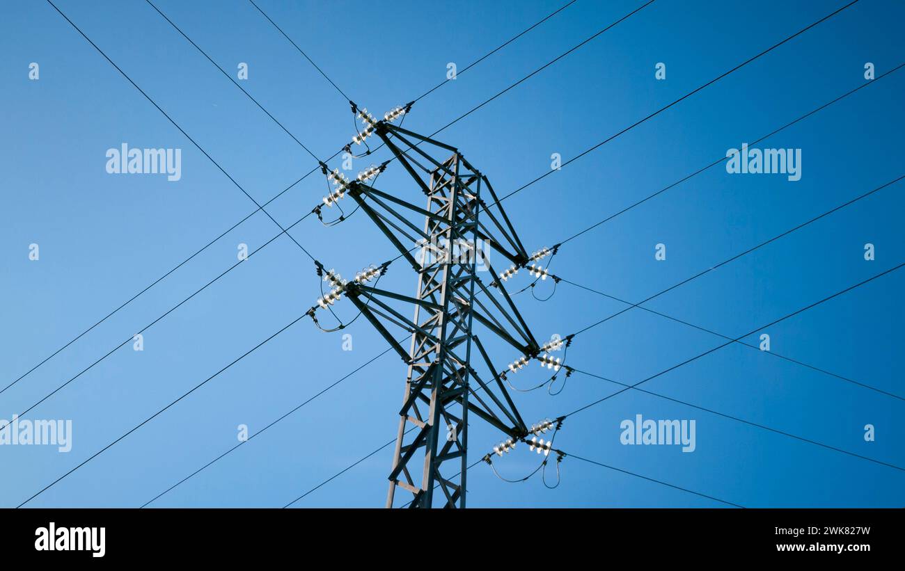 High tension electricity wires hi-res stock photography and images - Alamy