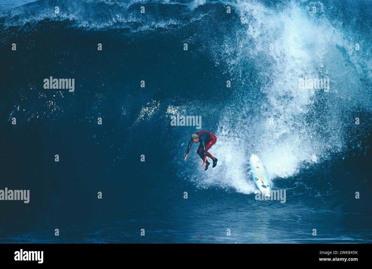 Surfing tasmania hi-res stock photography and images - Alamy