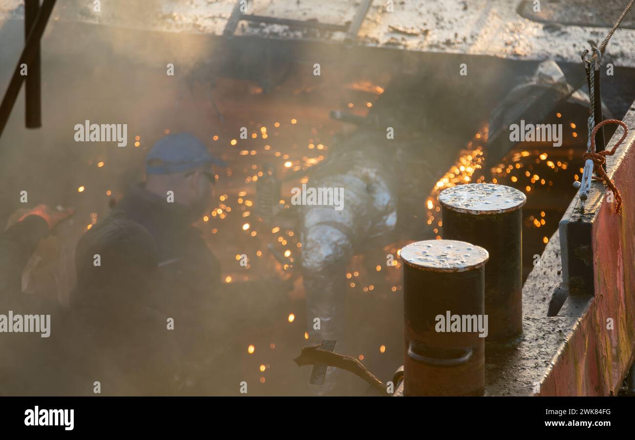 Oxygen acetylene hi-res stock photography and images - Alamy