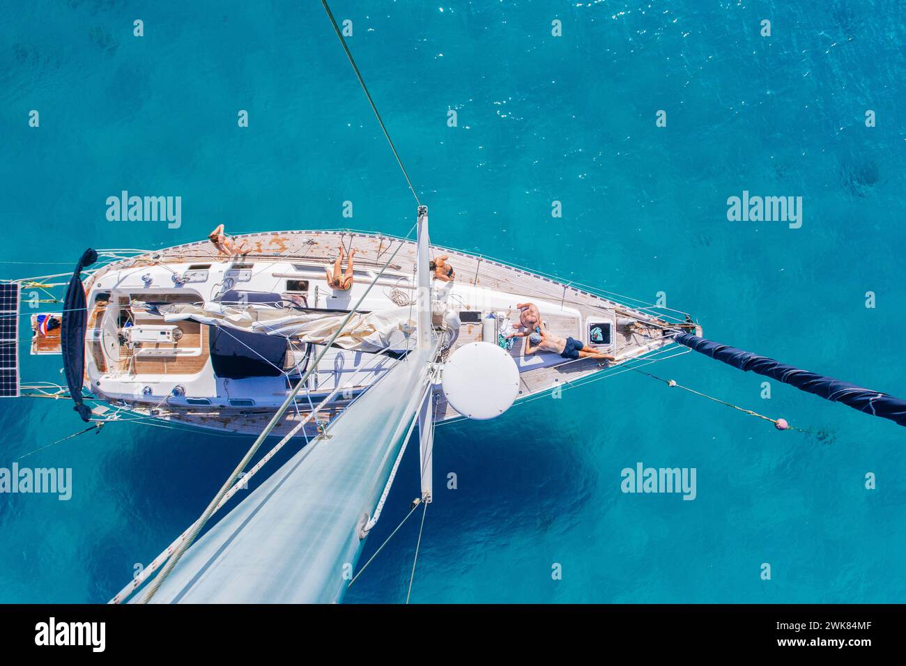 Top view of a sail boat deck seen from the mast Stock Photo - Alamy