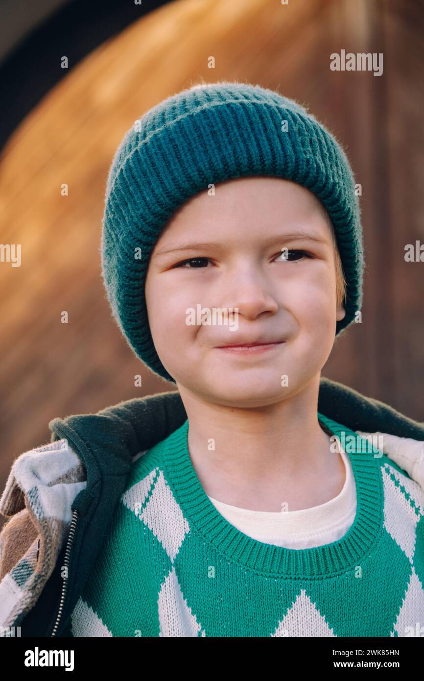 Smiling kid potrait in a hat Stock Photo - Alamy