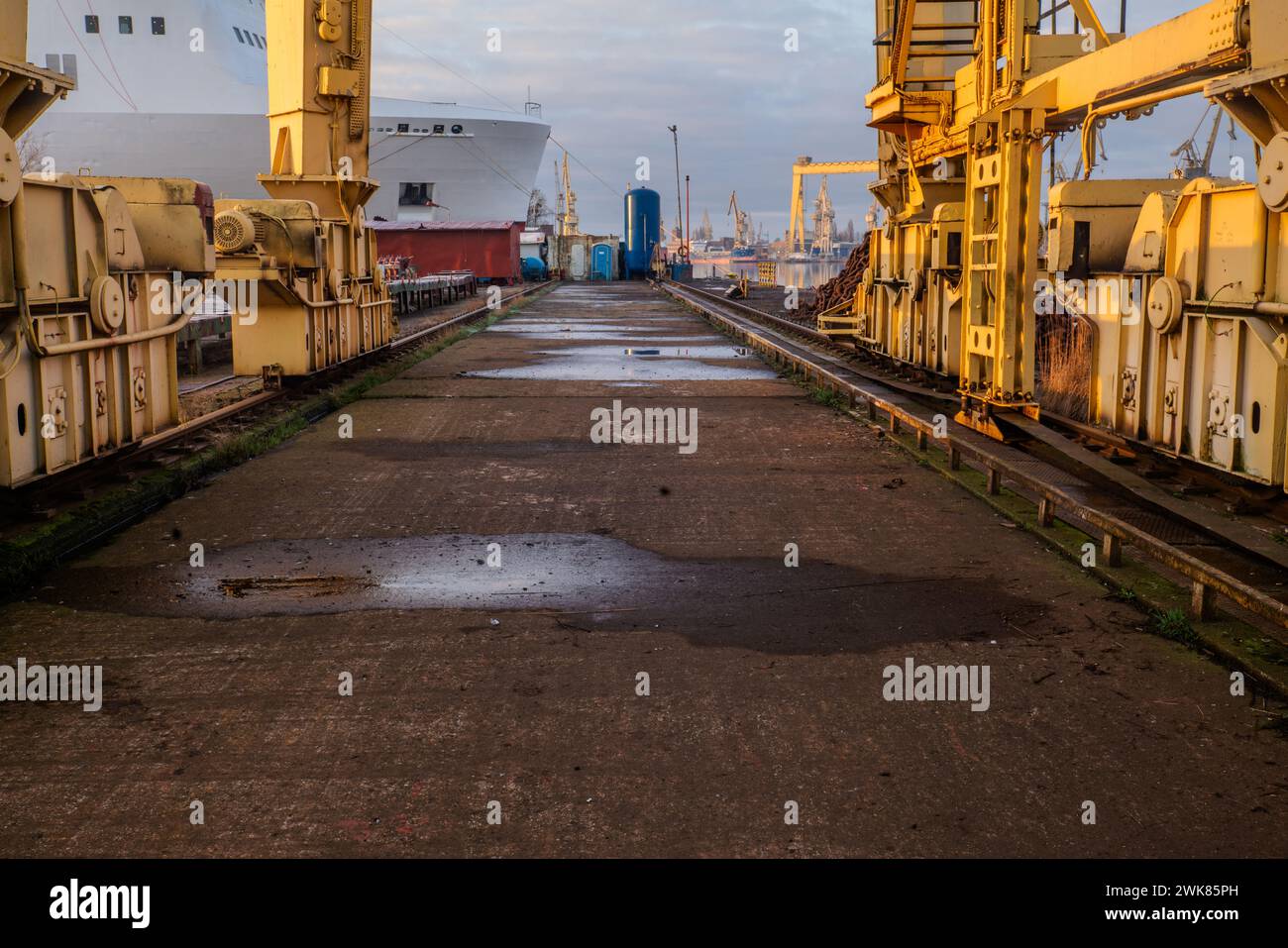 the quay of the ship repair yard including cranes Stock Photo - Alamy