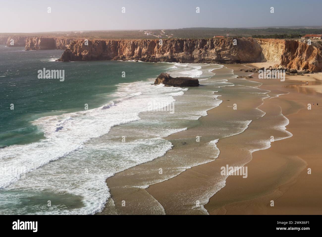 Ocean waves in Praia do Tonel in Cape Sagres, Algarve, Portugal Stock ...