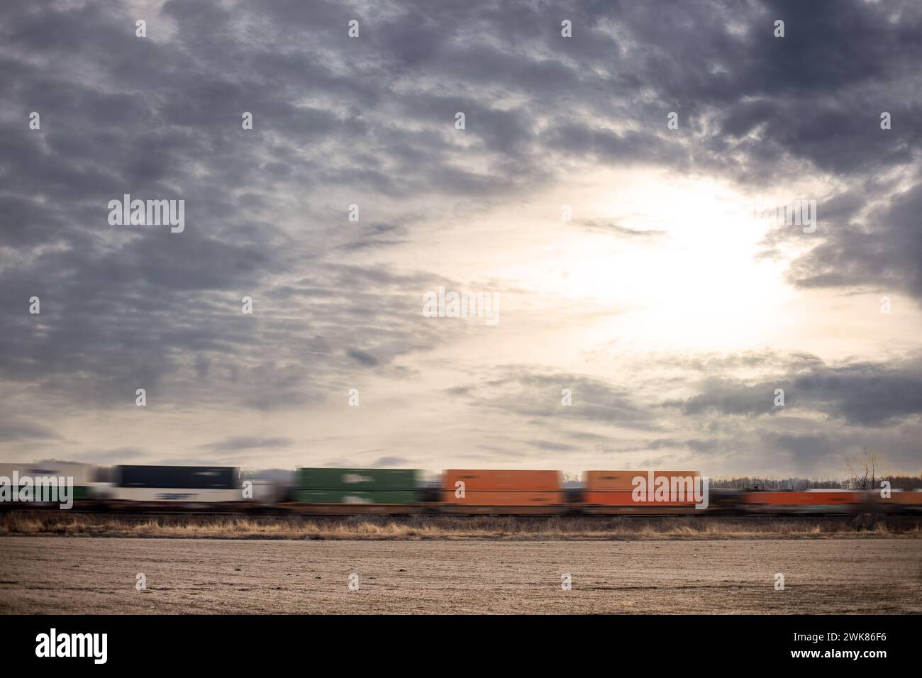 Blue clouds sky moving fast hi-res stock photography and images - Alamy