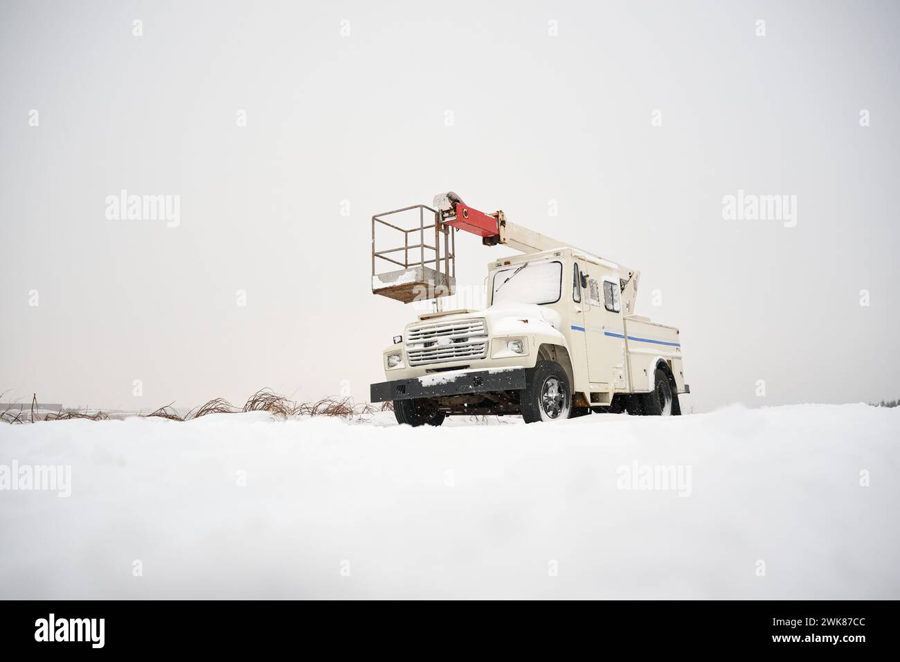 Driving crane hi-res stock photography and images - Alamy