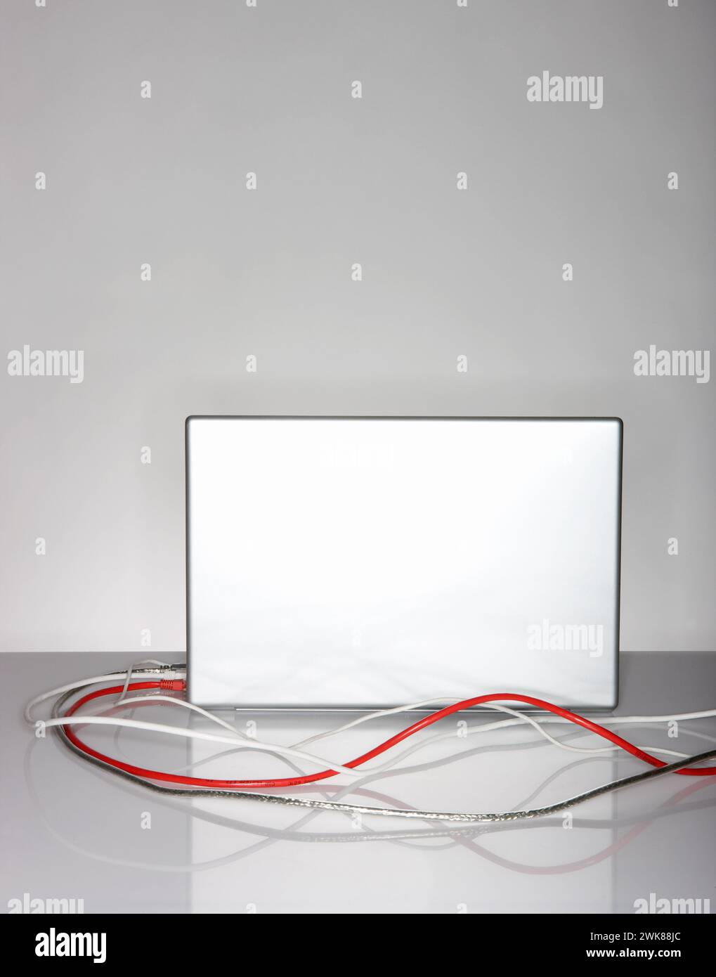 Silver wire inside electronics hi-res stock photography and images - Alamy