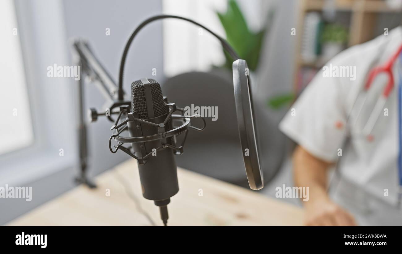 Radio host interviewing a guest hi-res stock photography and images - Alamy