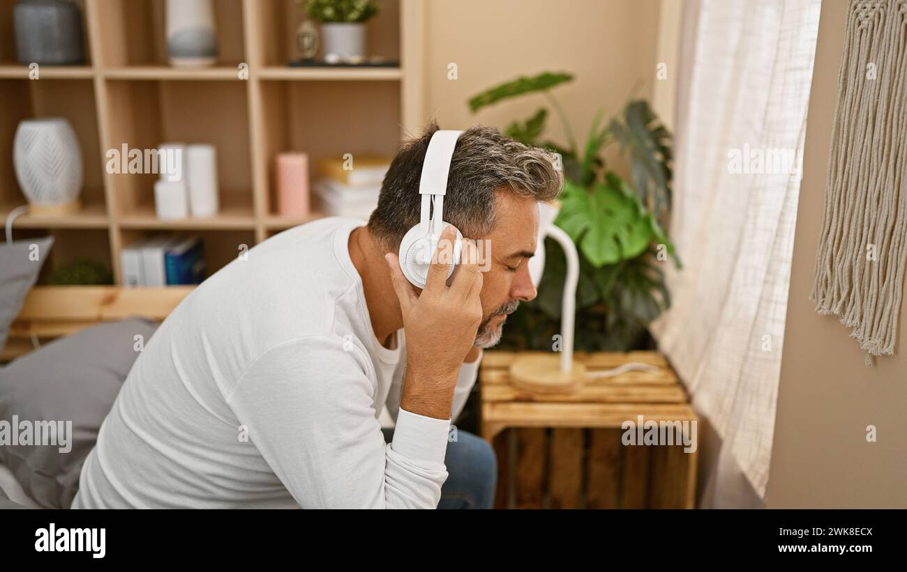 Rhythm and repose hi-res stock photography and images - Alamy