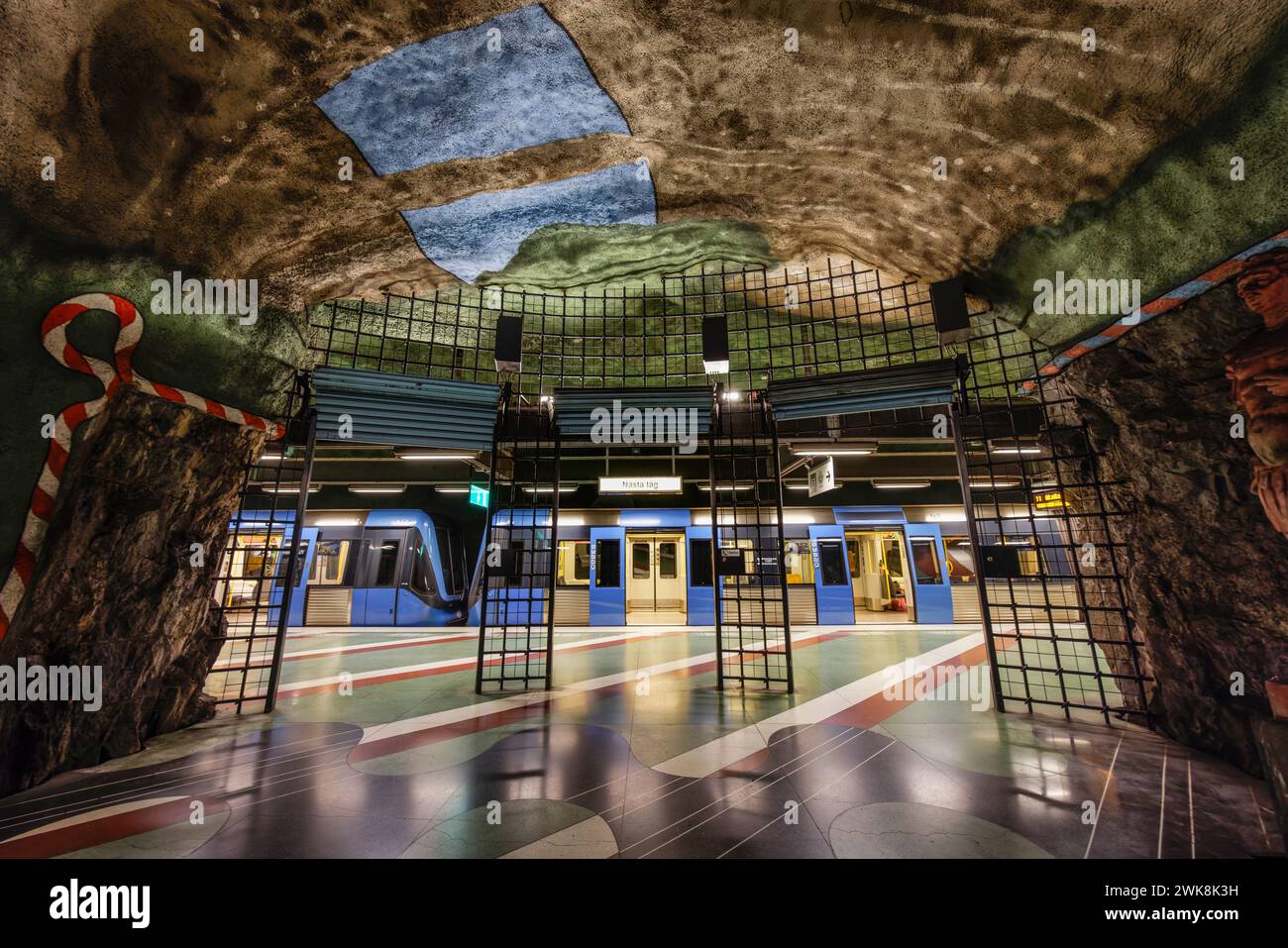 Kungstradgarden metro, subway, station on Stockholm blue line ...