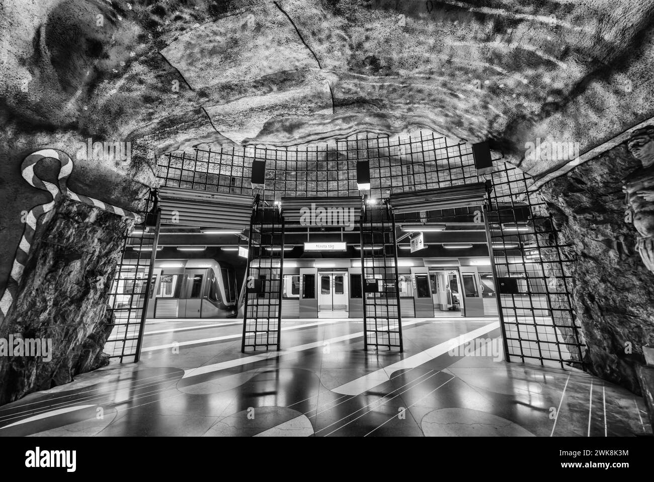 Kungstradgarden metro, subway, station on Stockholm blue line ...