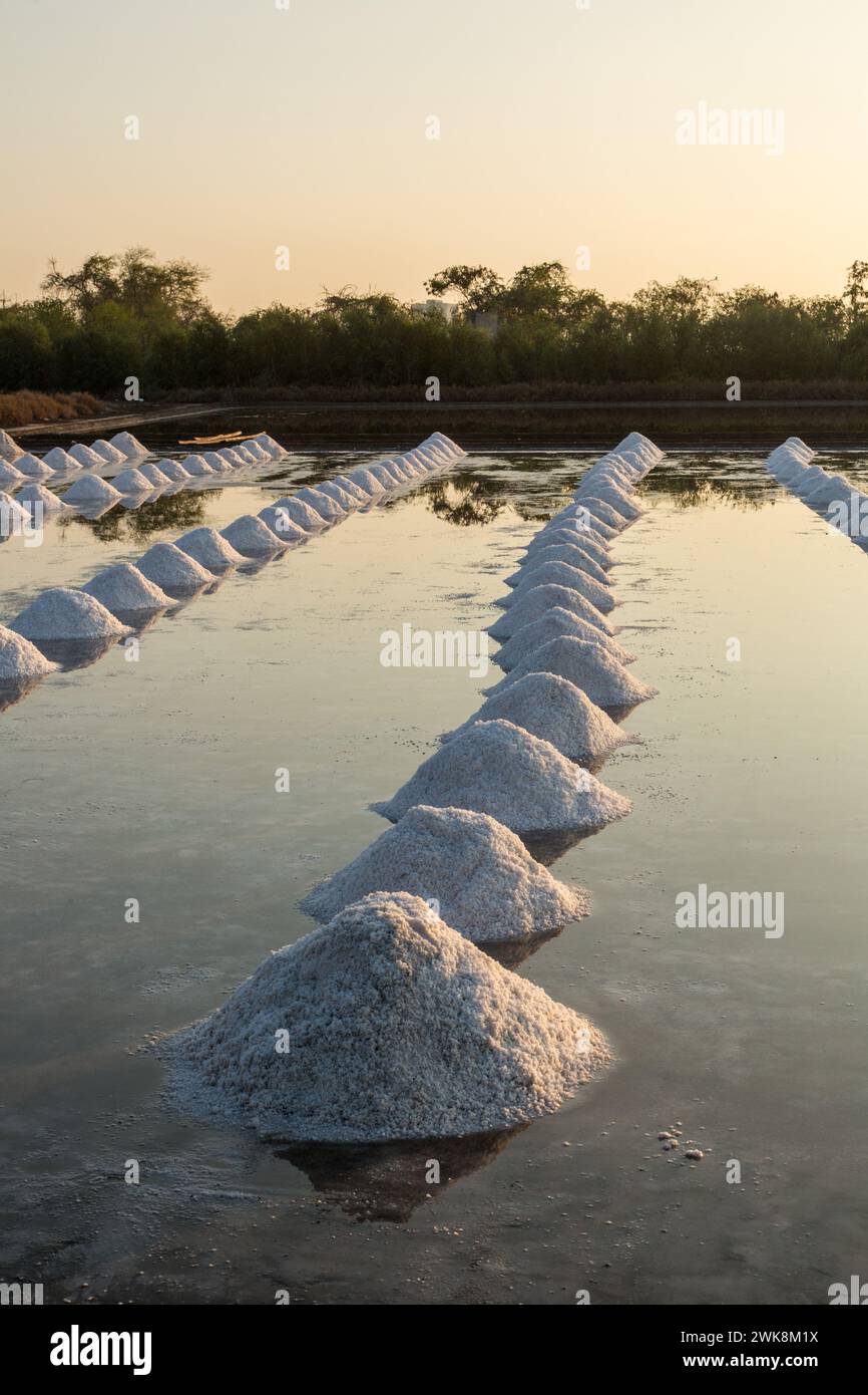 Sumat sakhon hi-res stock photography and images - Alamy