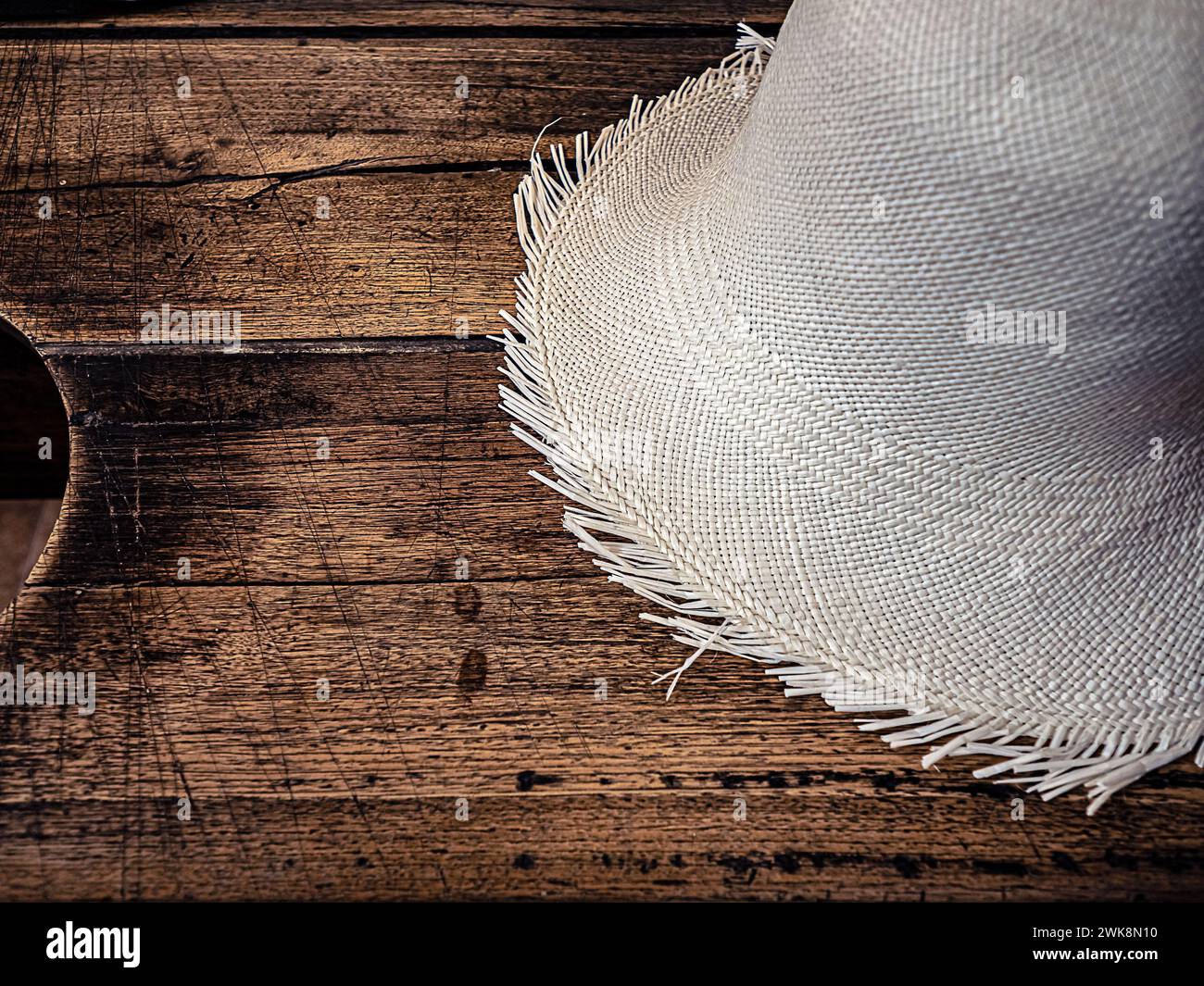 Straw placement hi-res stock photography and images - Alamy