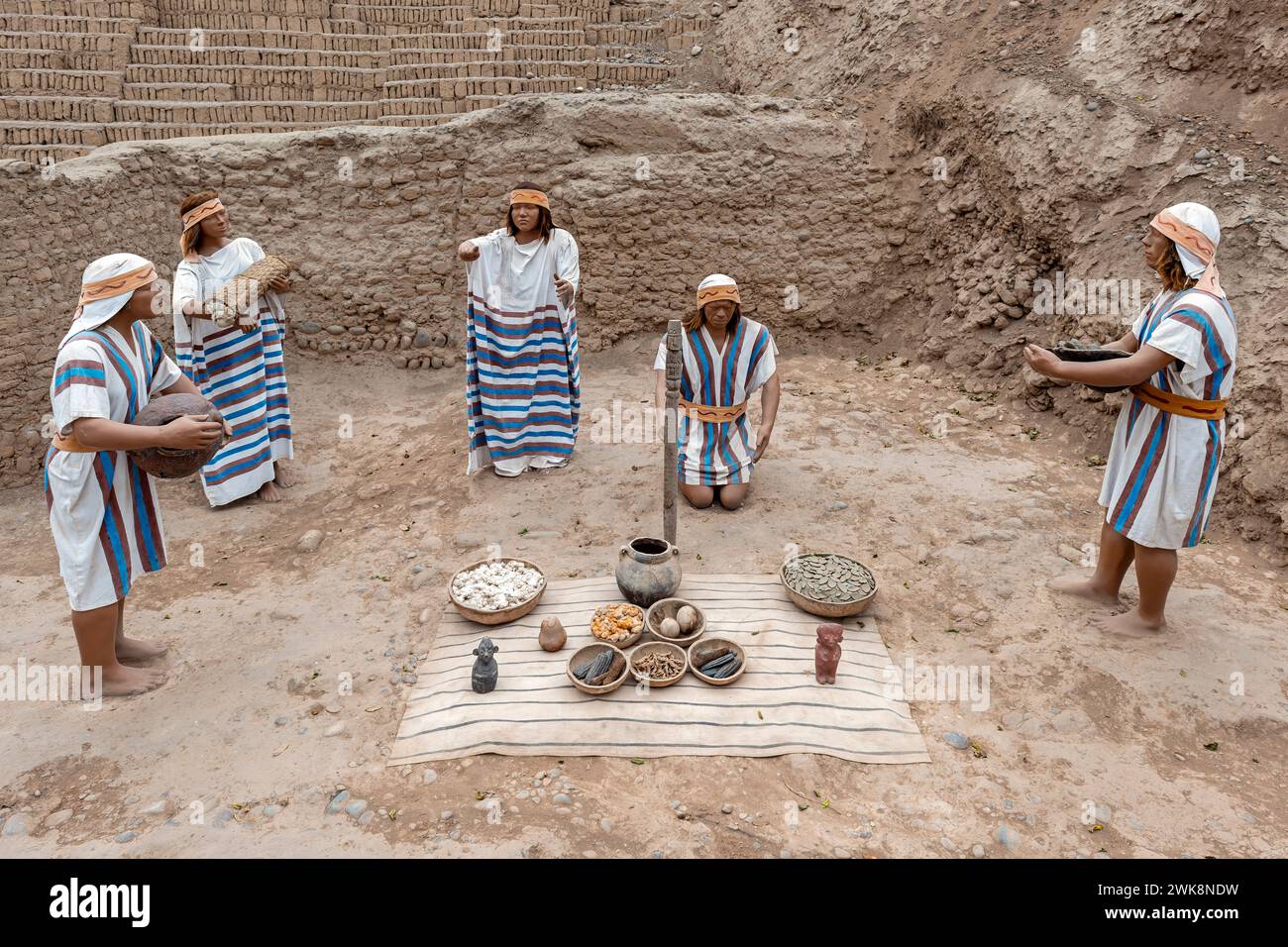 Huaca Pucllana adobe and clay pyramid of the Lima culture, Miraflores ...