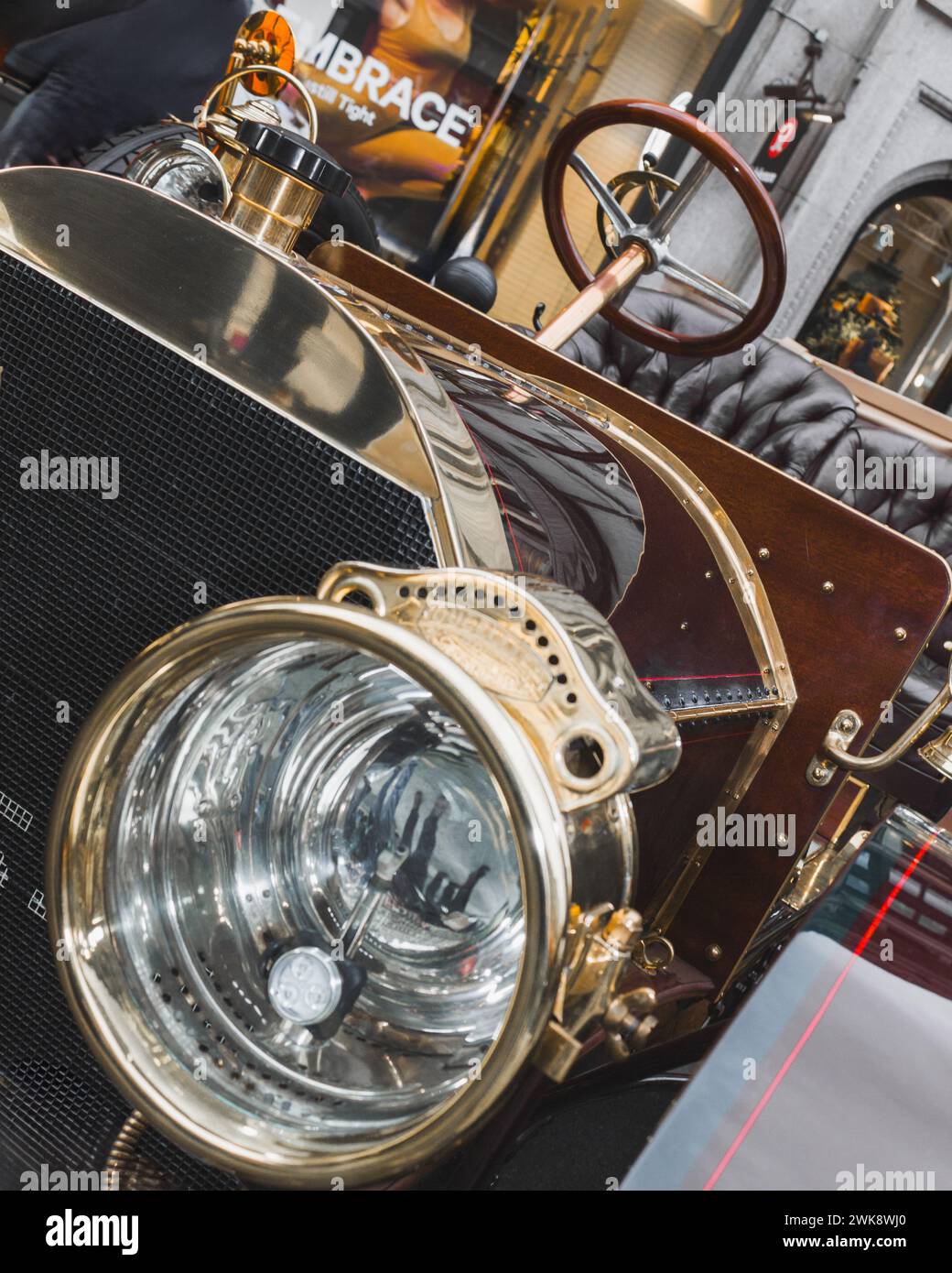 Vintage brass car lamp hi-res stock photography and images - Alamy