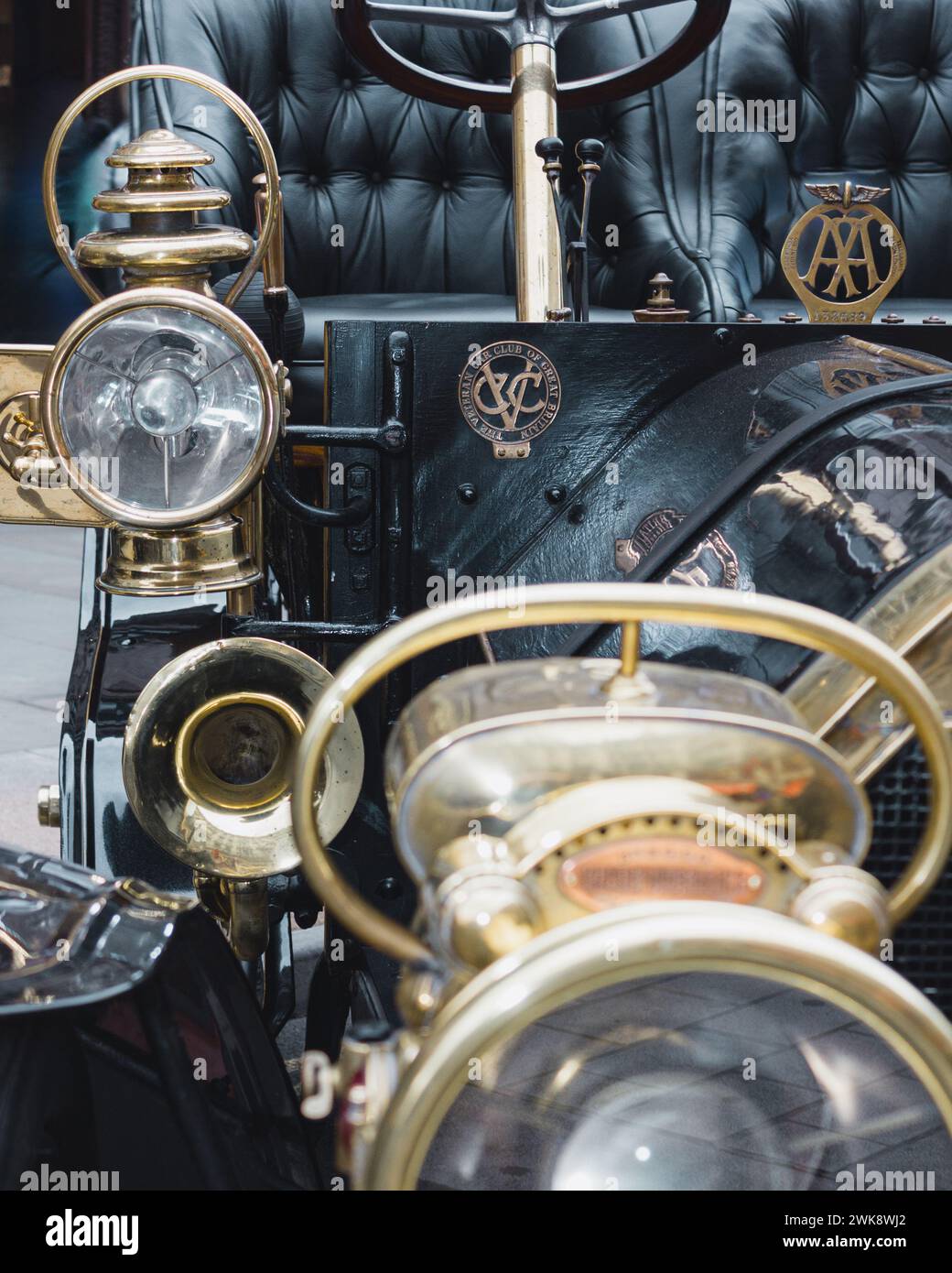 Vintage brass car lamp hi-res stock photography and images - Alamy