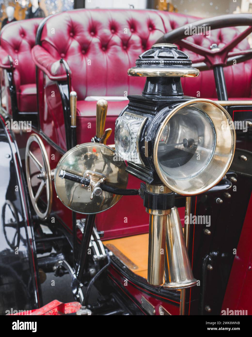 Vintage brass car lamp hi-res stock photography and images - Alamy
