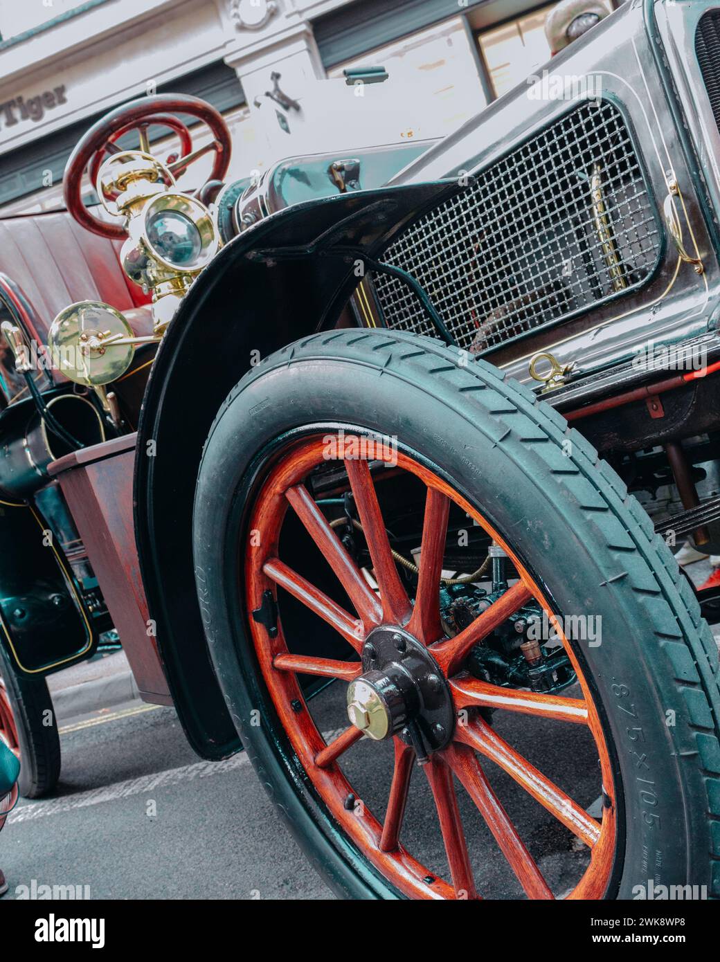Vintage car at the RAC London to Brighten rally Stock Photo - Alamy