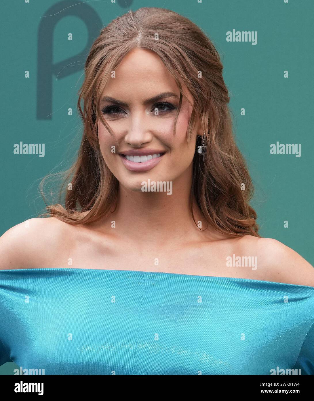 Los Angeles, USA. 18th Feb, 2024. Haley Kalil walking on the red carpet ...