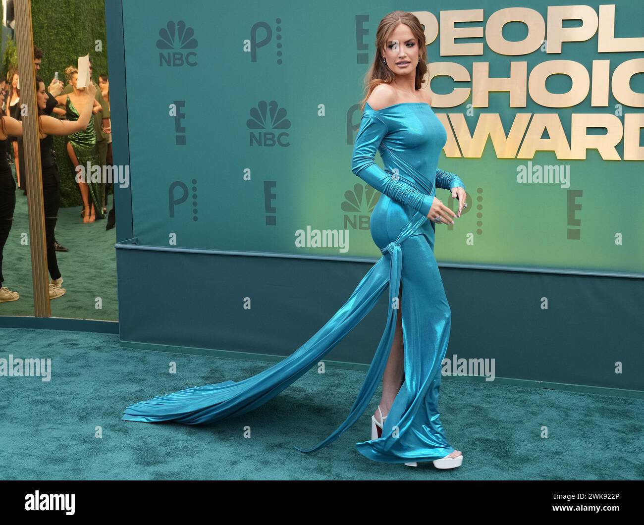 Los Angeles, USA. 18th Feb, 2024. Haley Kalil walking on the red carpet ...